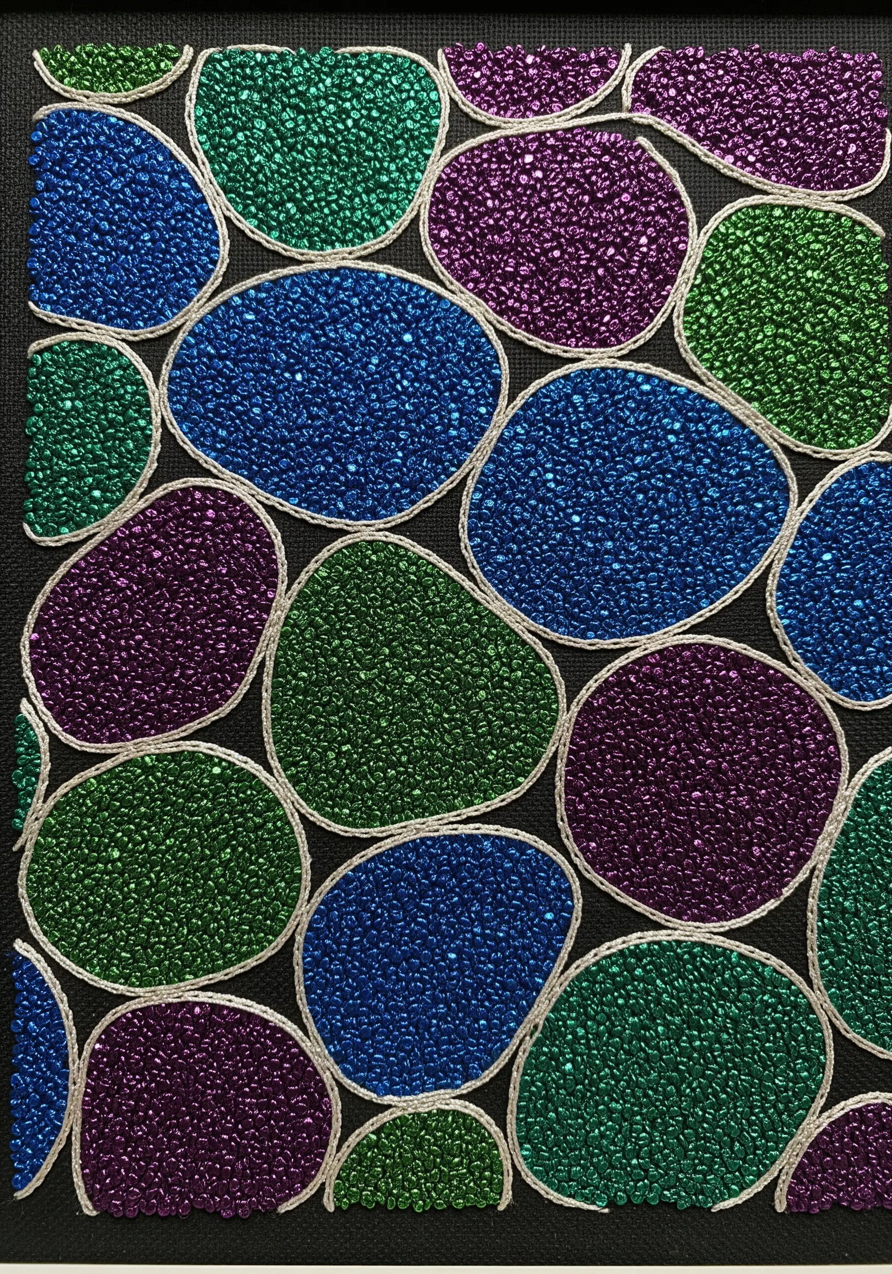 30 Abstract Metallic Thread Projects That Sparkle Against Dark ...